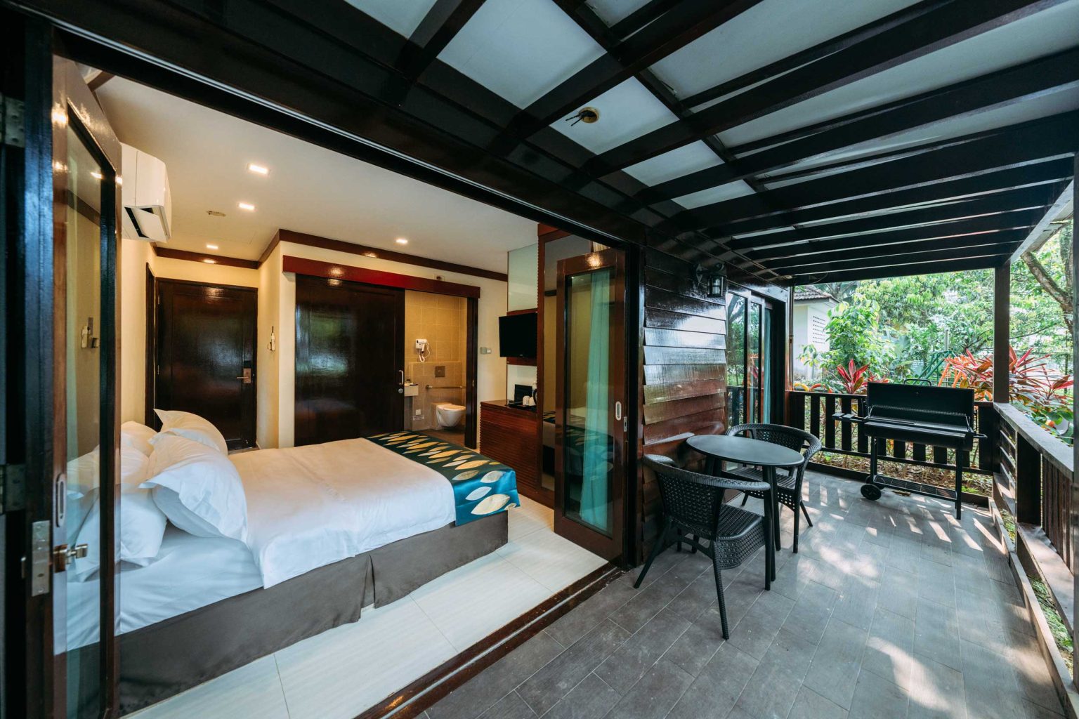 10 Best Chalets in Singapore [2024] - Useful Booking Tips Included!